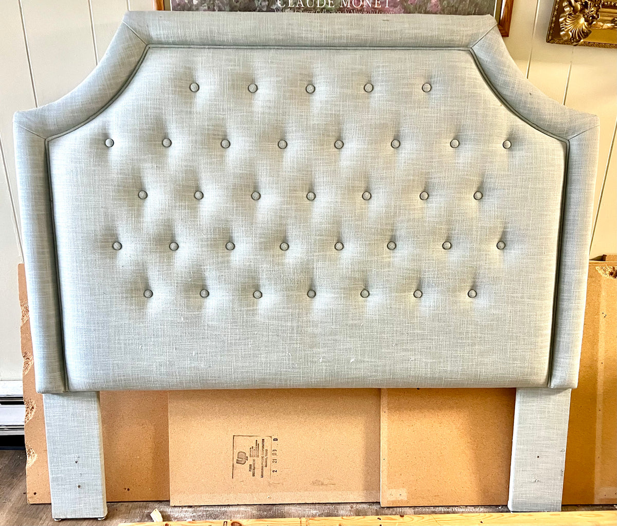 Queen Tufted Upholstered Headboard – KLM Luxury Consignment